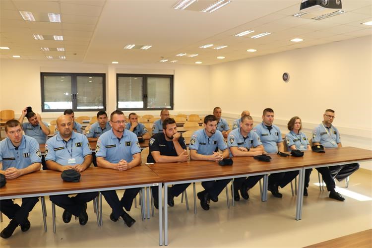 Policijska akademija „Prvi hrvatski redarstvenik“ - Policija dobiva tri ...