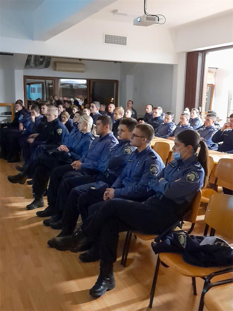 Policijska akademija „Prvi hrvatski redarstvenik“ - Održana tribina na ...